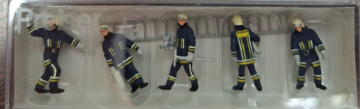 PREISER # 10484 - FIREMEN ARRIVING AT THE SCENE OF THE FIRE - 1:87/HO ...