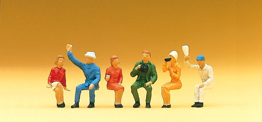 PREISER # 14025 - 'SEATED SPECTATORS' - 1:87/HO SCALE| Hobbyplex
